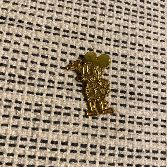 Disney | Office | Disney Gold Mickey Mouse Trading Pin | Poshmark